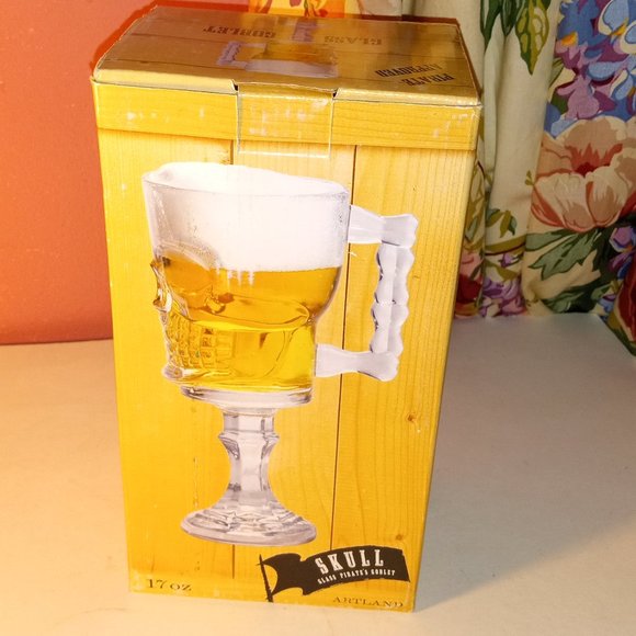 ARTLAND | Dining | Beverage Sturdy Glass Skull 7 Oz Glass Pirates ...